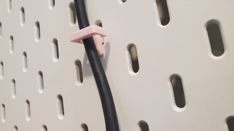 Wire Clip for SKADIS and 1/4" Pegboard, Holds Cables, Wires, Cords ...