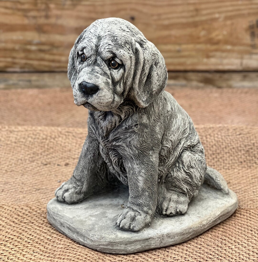 Sitting Labrador Retriever Dog Garden Statue Concrete Labrador Figure ...