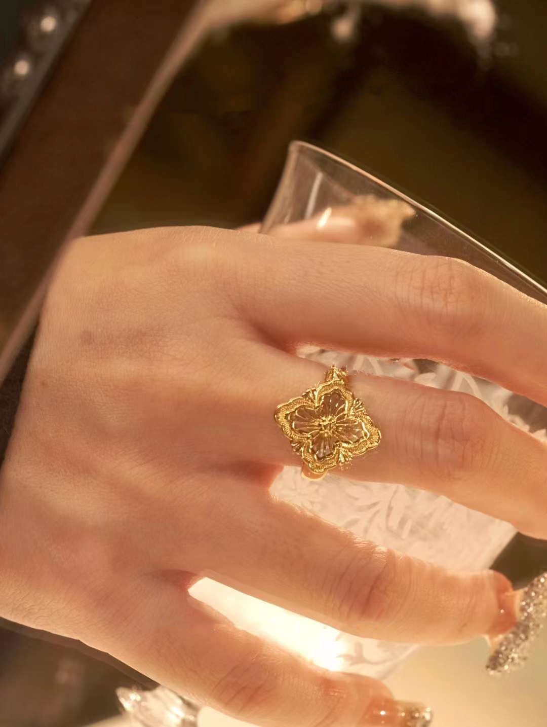 Delicate Temperament Drawing Art Opera Ring Buccellati Style, Best ...