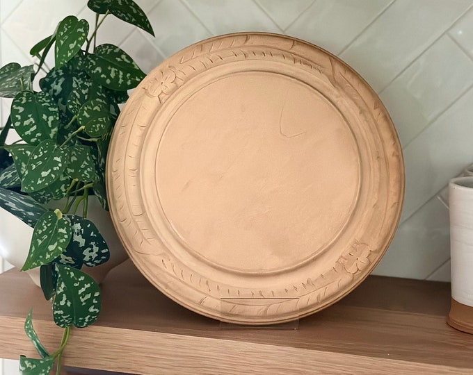 Vintage Carved Wood Bramhall Woodware Limited 12" Round Bread Board - Etsy