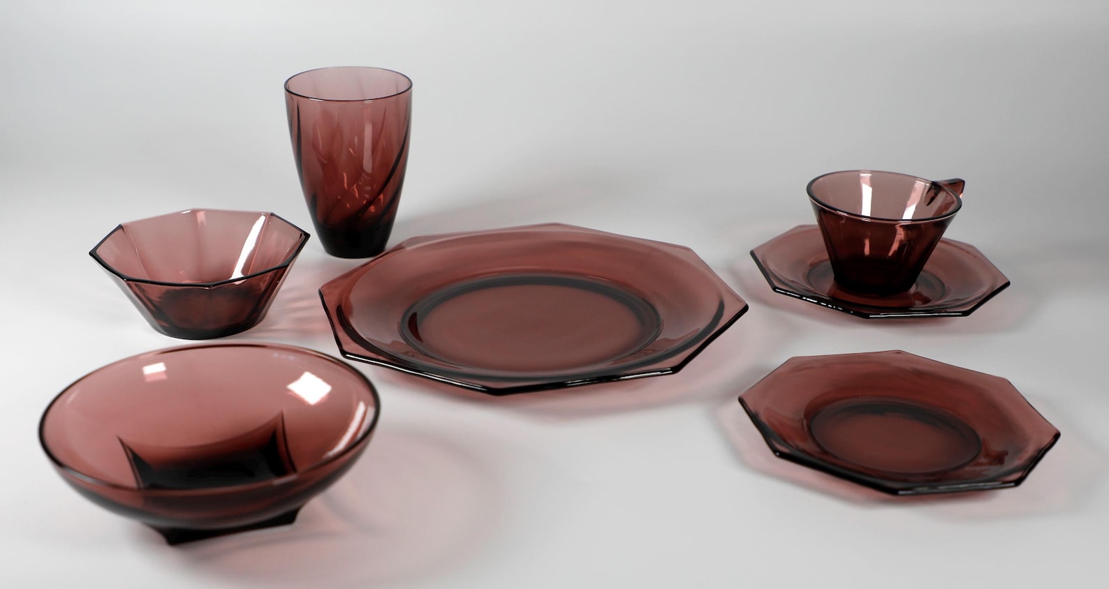Vintage Hazel Atlas Moroccan Amethyst 4 Table Settings - Etsy