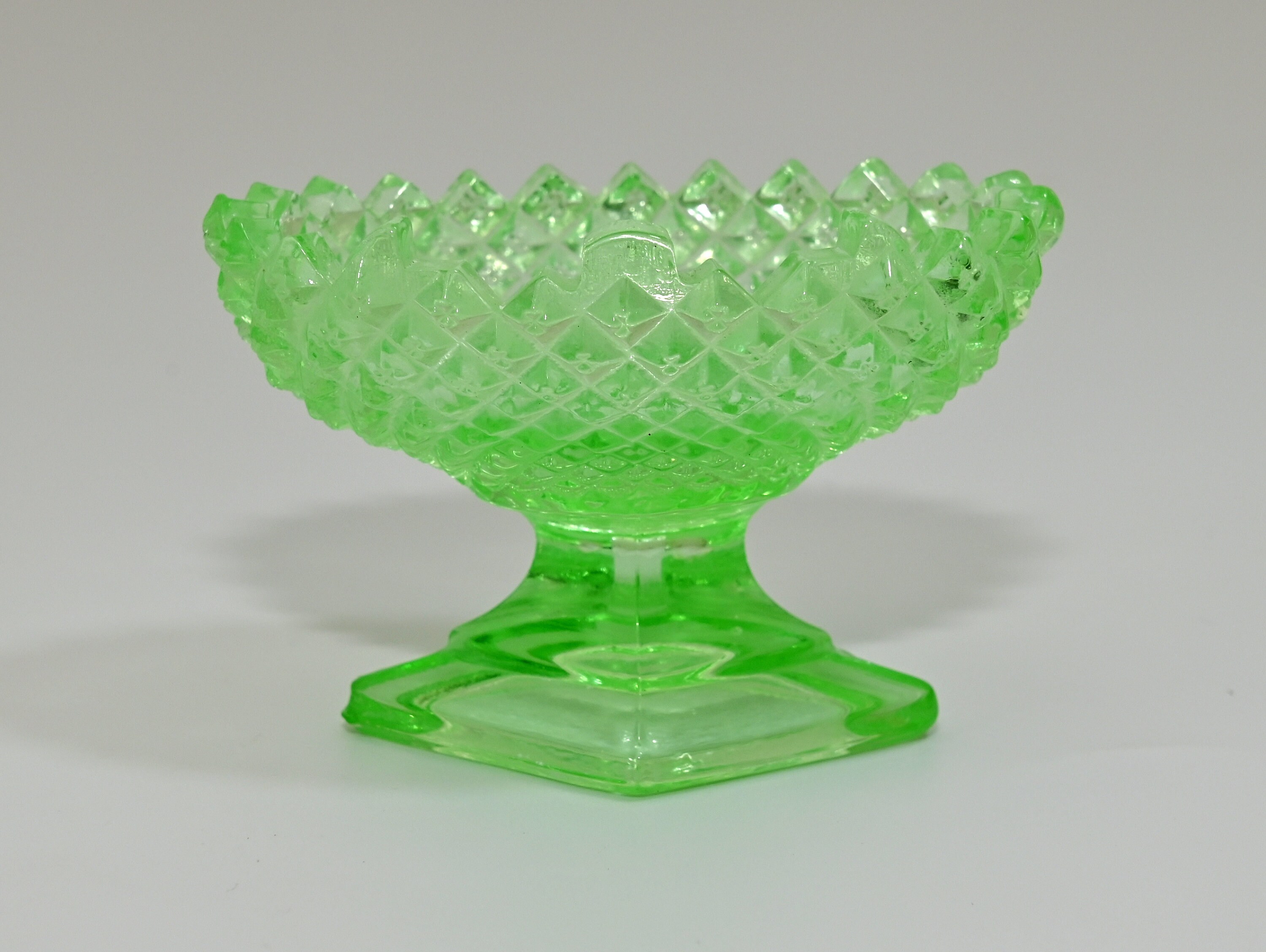 Vintage Diamond Footed Depression Glass Master Salt Pedestal Dish ...