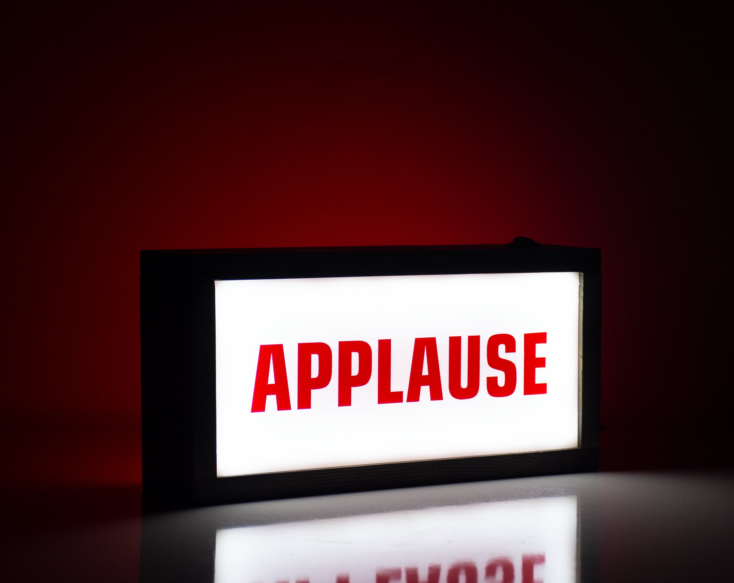 Applause Sign