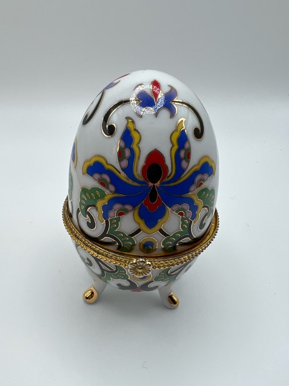 Hinged floral egg - Gem