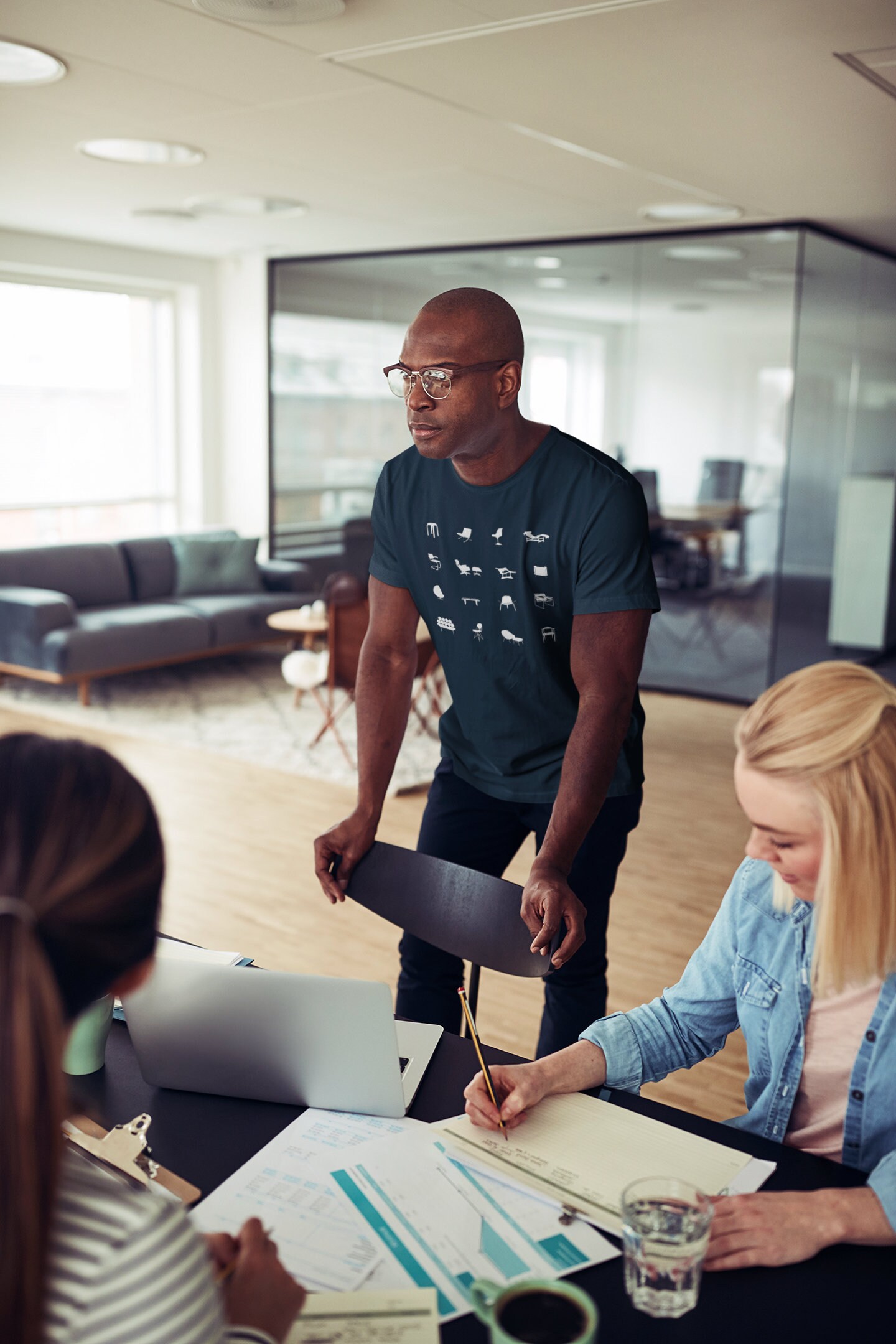 Mid Century Modern Tee, Vintage Vibes Retro Chic Silhouette Furniture ...