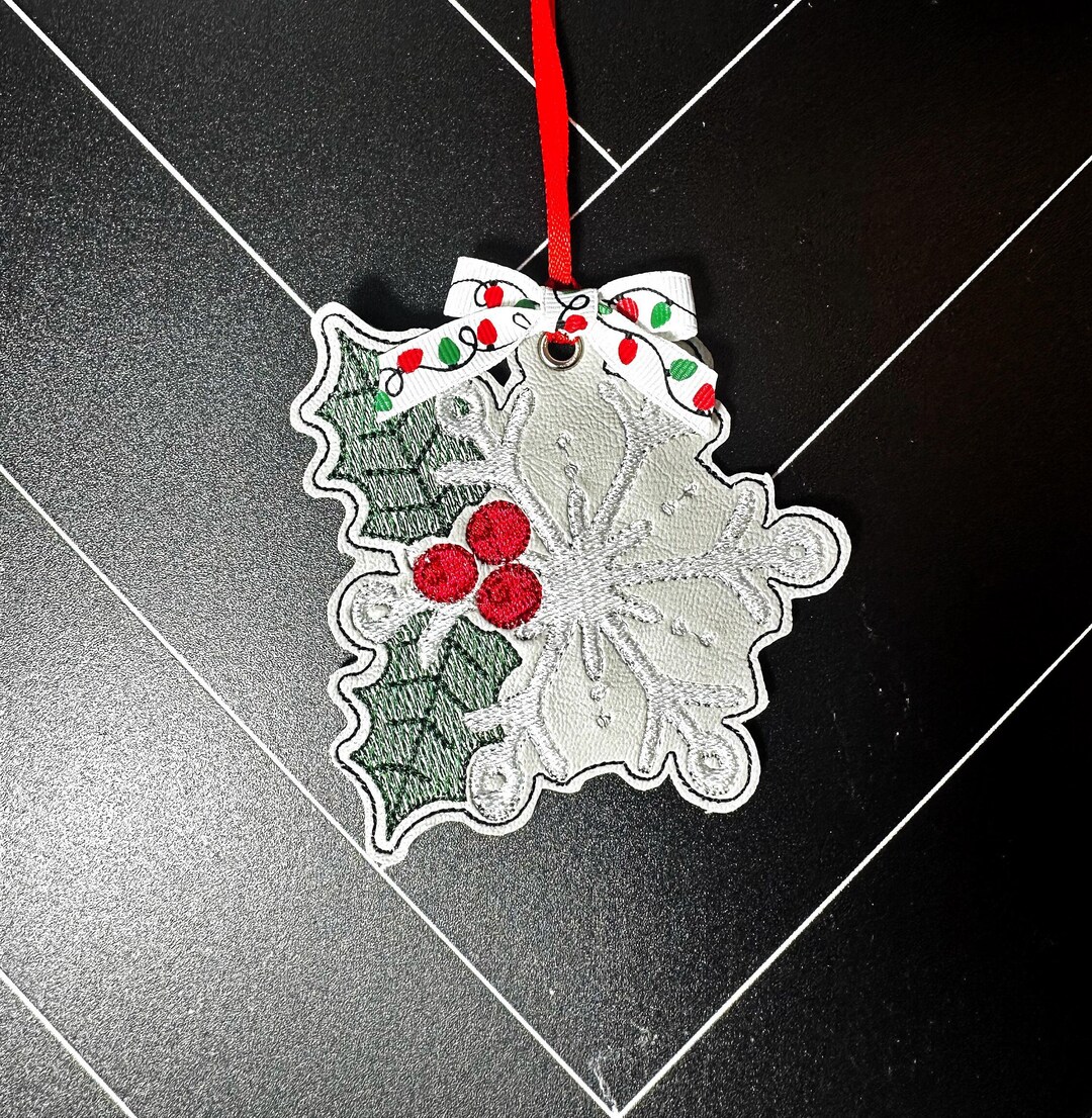 Christmas Ornament Machine Embroidery Snowflake Holly Eyelet 4x4 Ith in ...