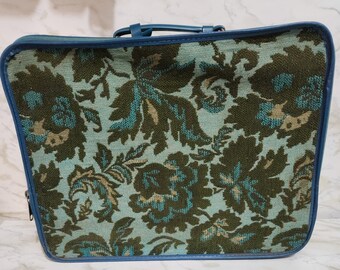 Avon Case - Etsy