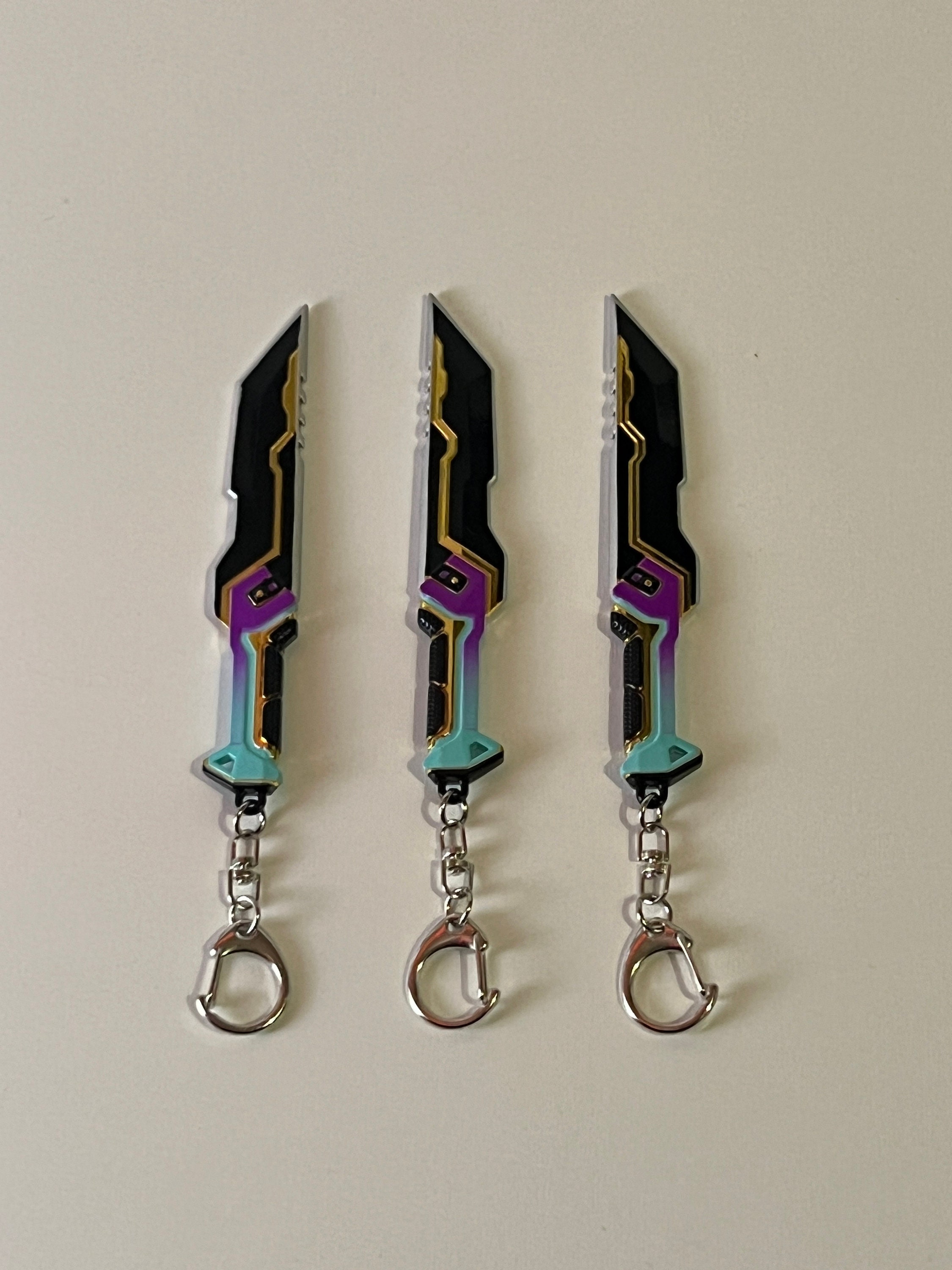 Valorant-inspired Keychains 2.0 | Ideal Gifts for Birthdays & Holidays ...