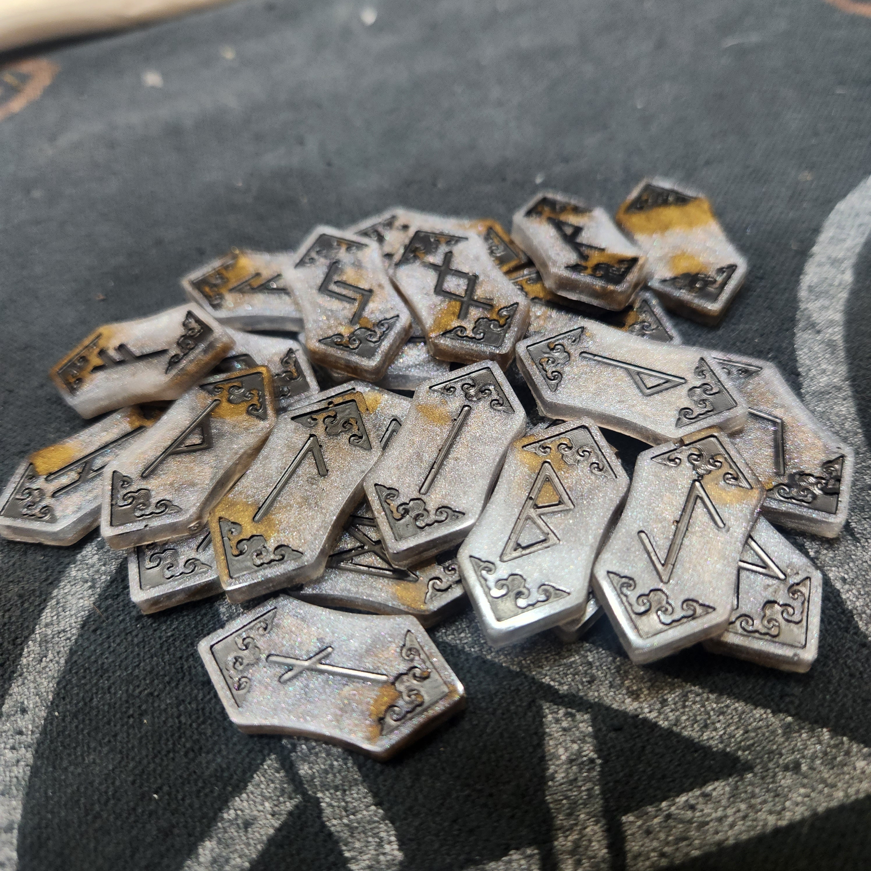 25 Elder Futhark Runes Norse Viking Language Wicca Witchcraft Magic ...