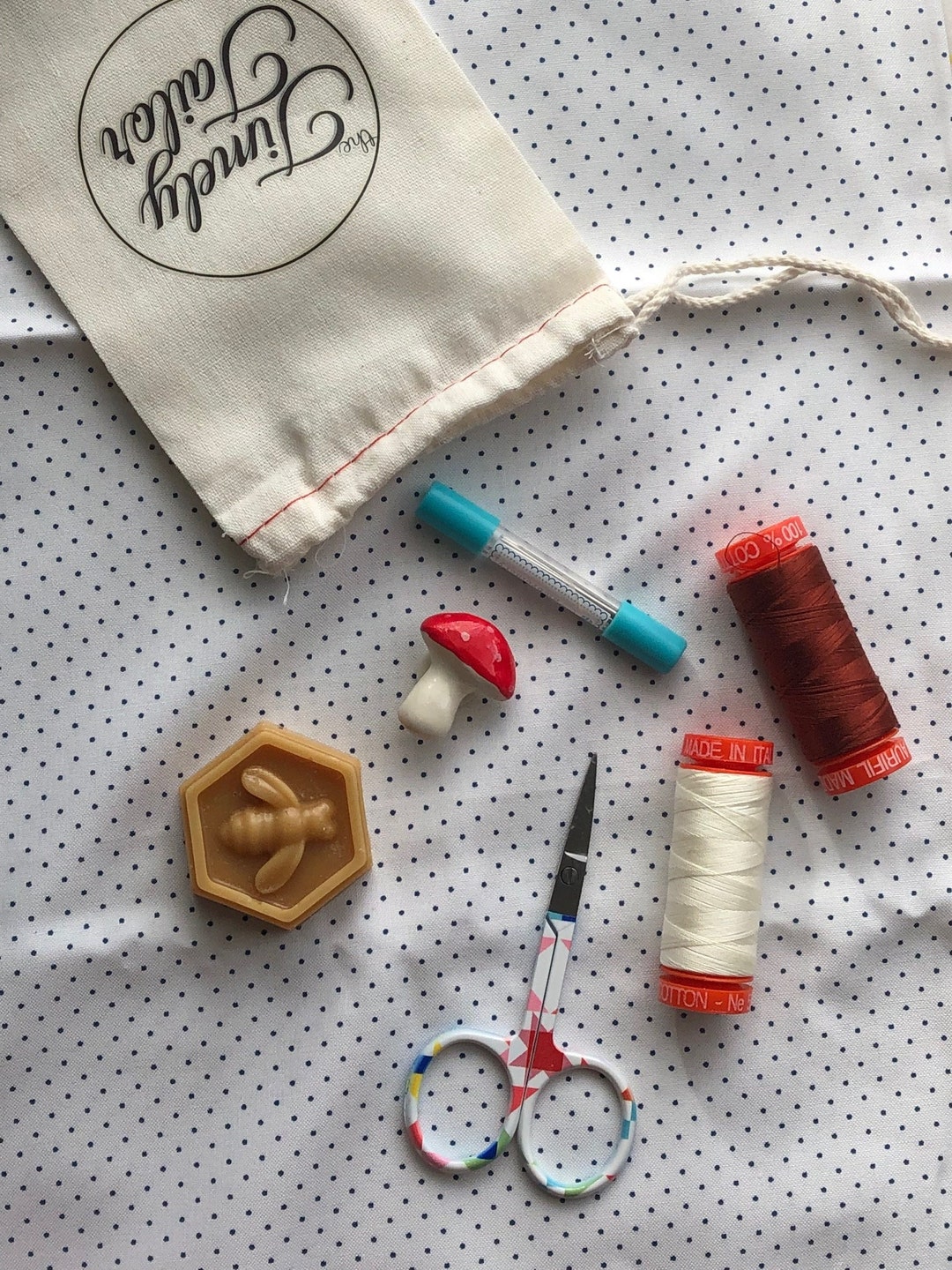 Home Fires: Deluxe Hand Sewing Kit, Thread Beeswax Needle Minder ...