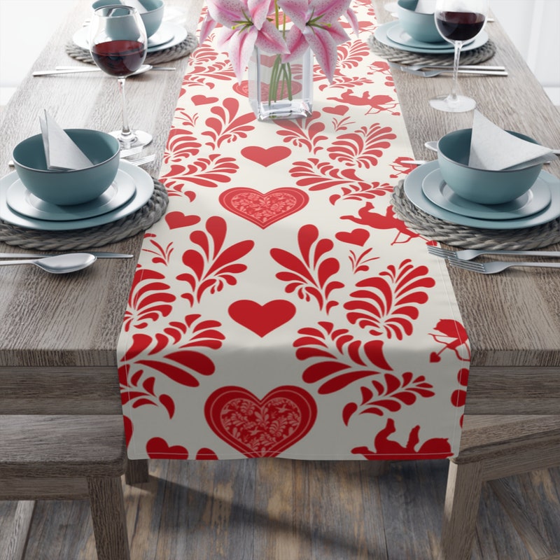Valentine Table Runner - Etsy