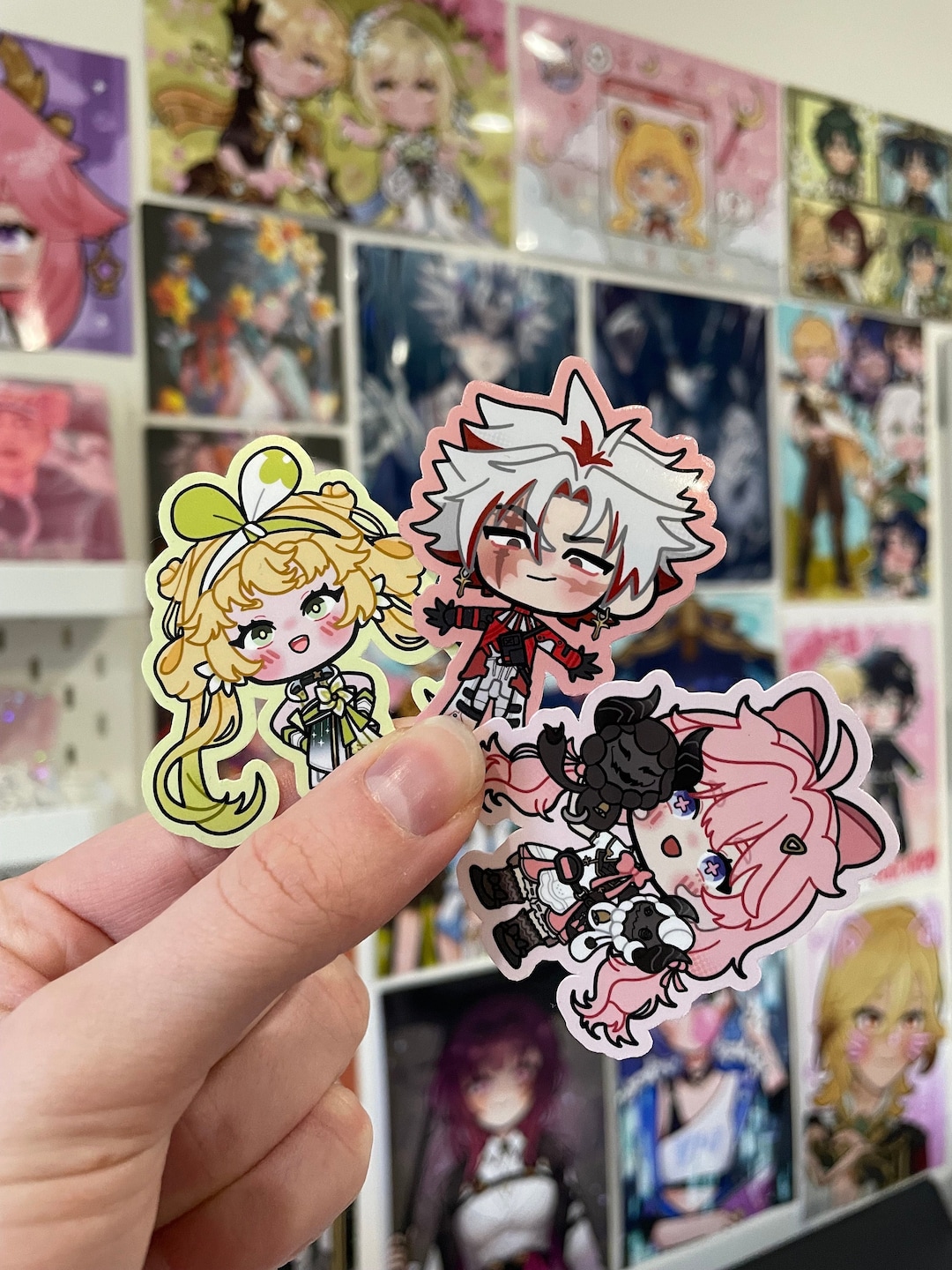 Wuwa Vinyl Stickers | Scar, Encore, Verina *ongoing Series* - Etsy