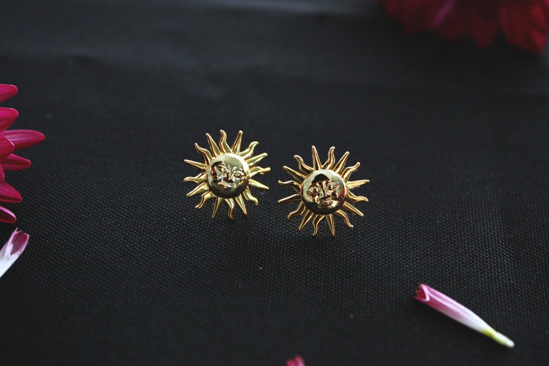 The Sun Studs, Celestial Stud Earrings, Sun Face Earrings, Smiling Sun ...
