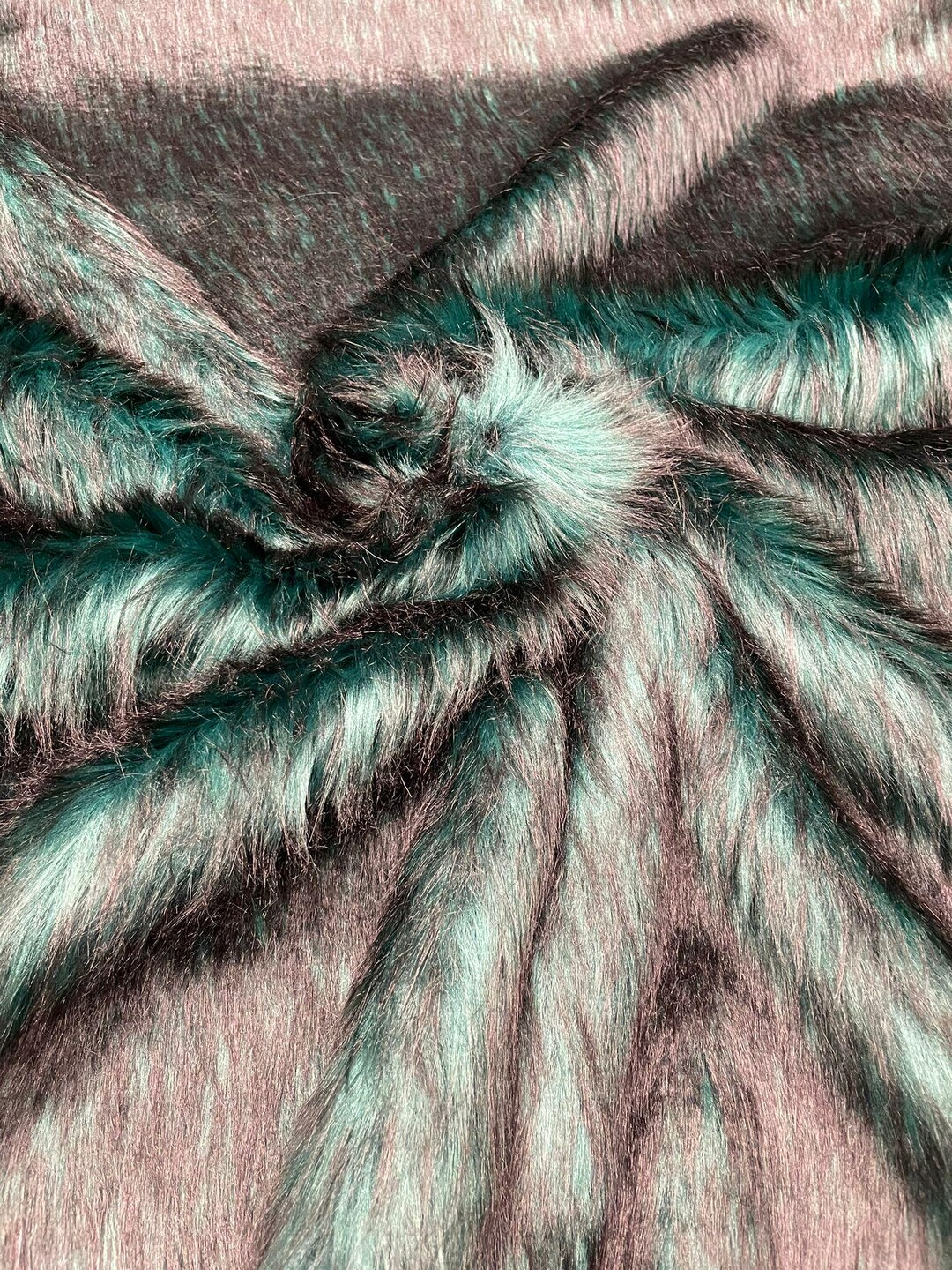Husky Faux Fur, 2 Tone Shaggy Faux Fur 60" Wide - Hunter Green-black - Etsy
