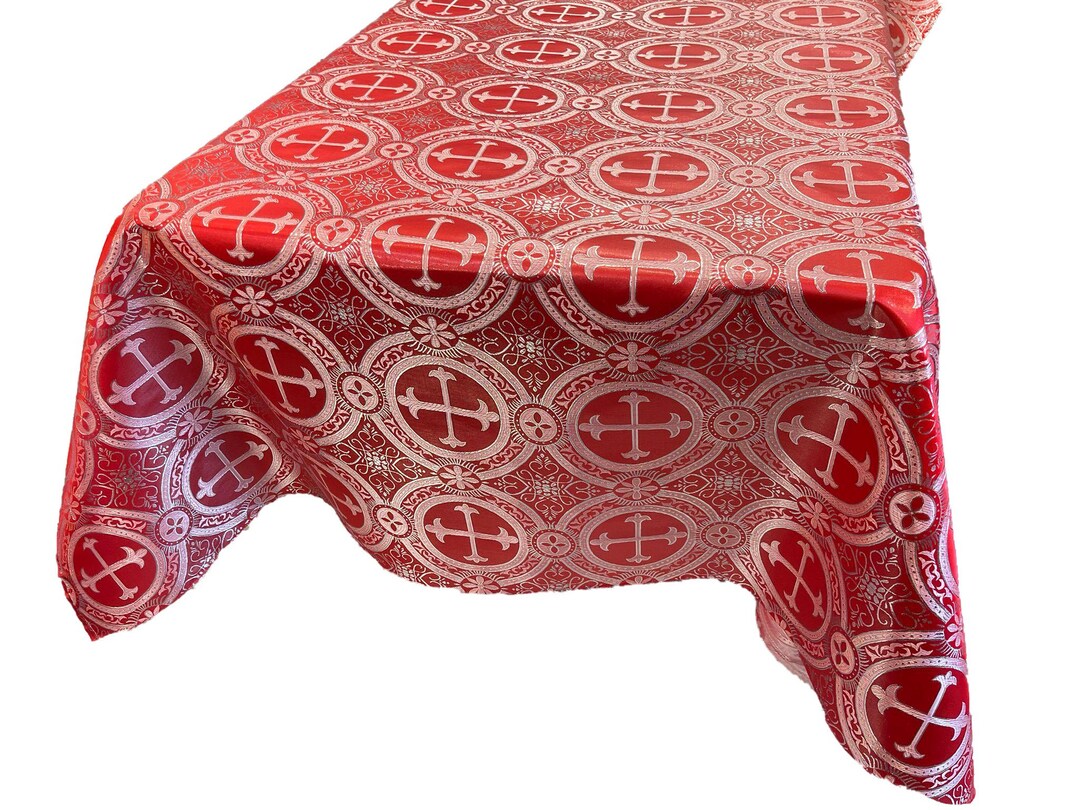 Red Square Metallic Cross Brocade Jacquard Satin Table Overlay ...