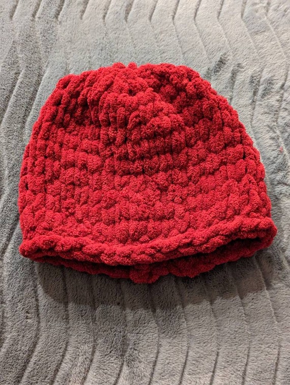 How To Finger Knit A Hat