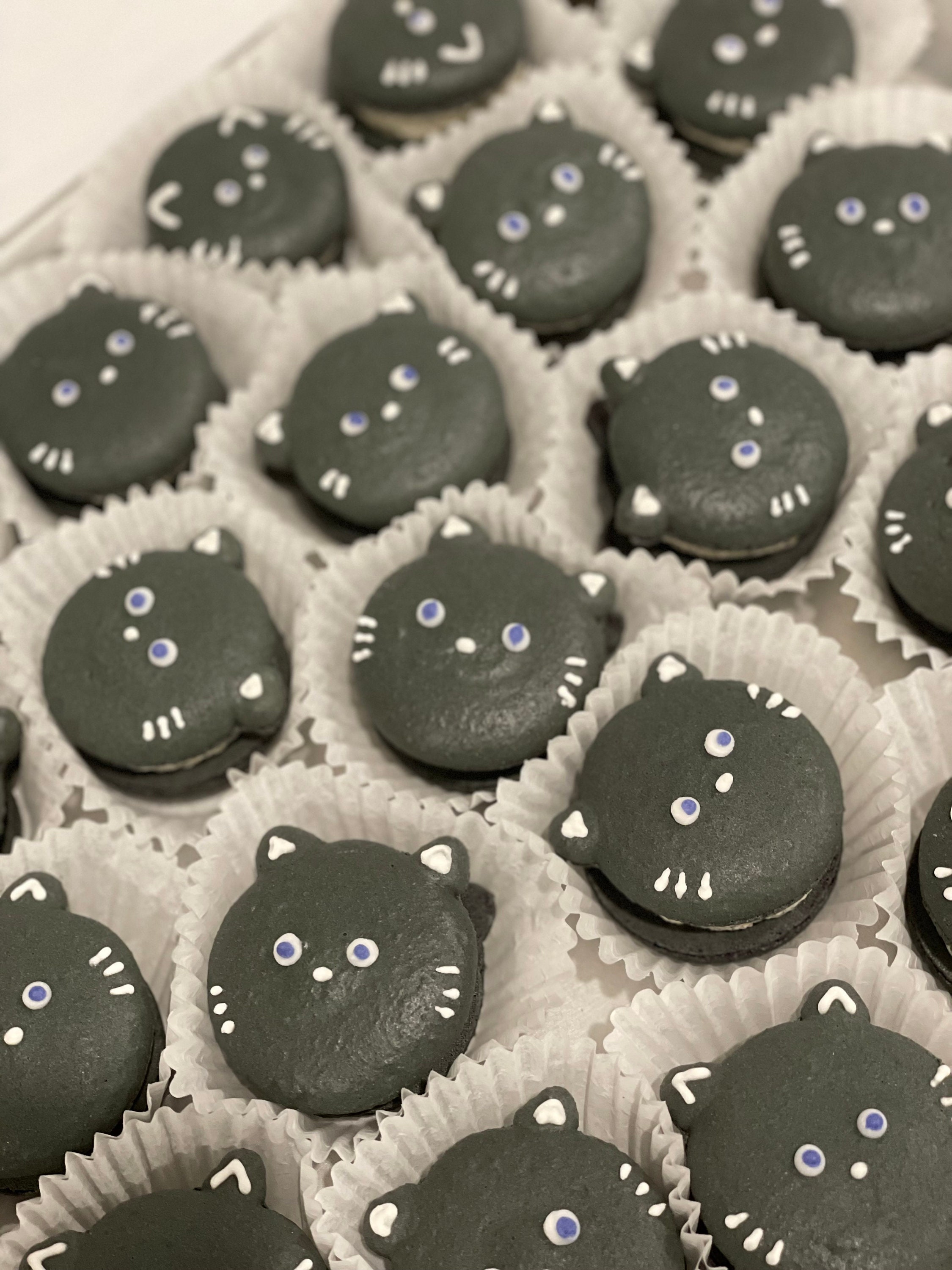 Cat Macaron Template, Oioisweets, Halloween Macaron Template, Halloween ...