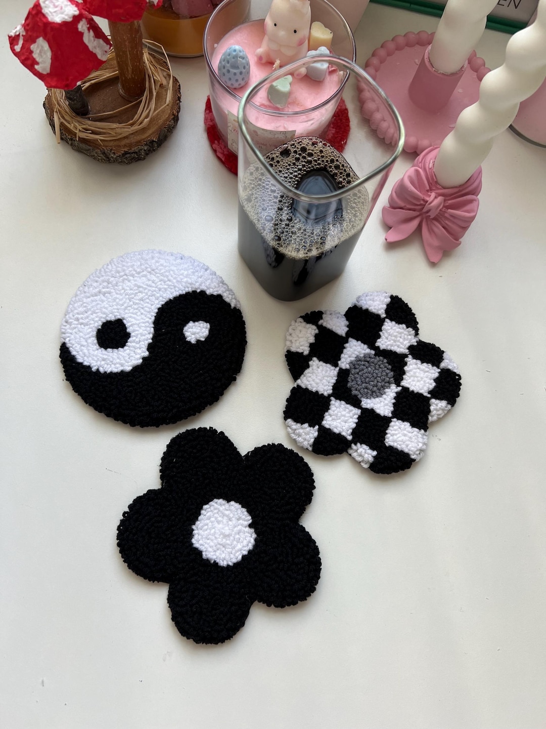 Black and White Daisy Coasters,ying Yang Punch Needle Mug Rugs,gift ...