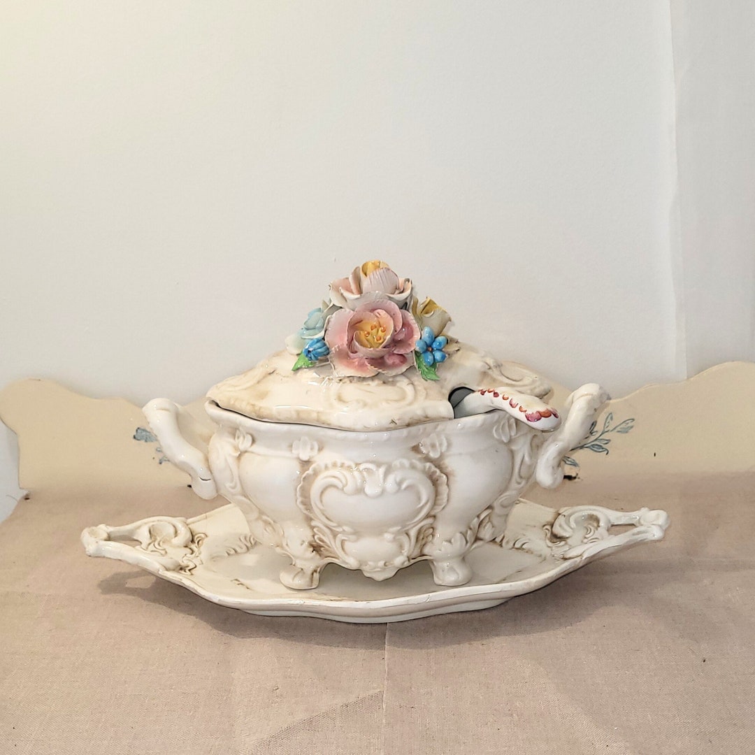 Soupière décorative de style Italien Capodimonte/ Bassano. Soupière en ...