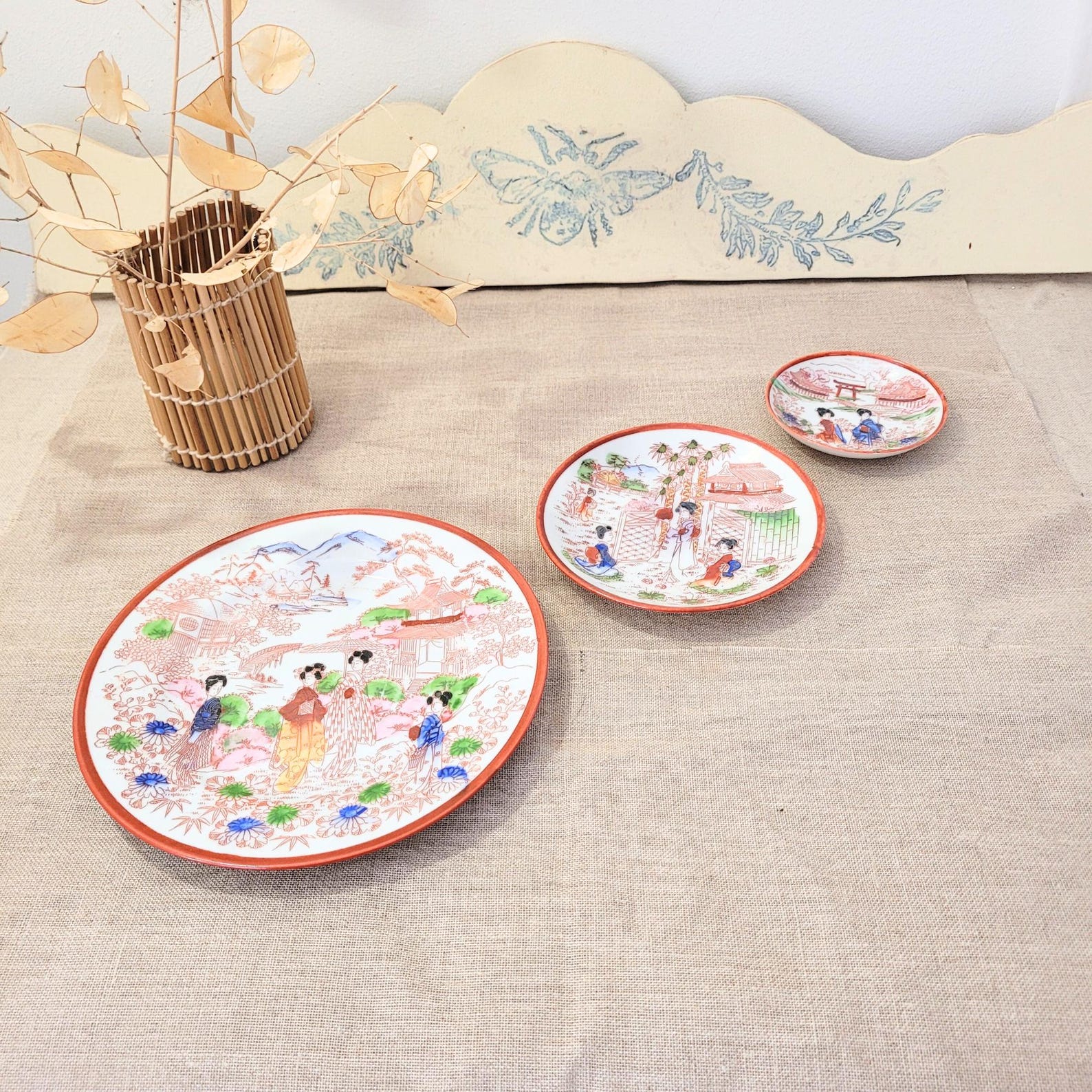 3 Nesting Japanese Porcelain Plates, Geisha Garden, Hand-painted ...