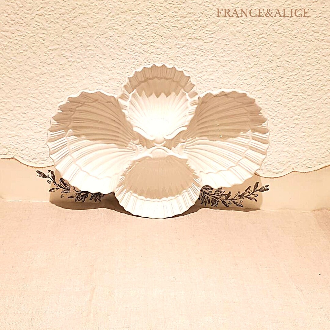 White Faience Scallop Shell Serving Dish, 4 Shells, French Rocaille ...