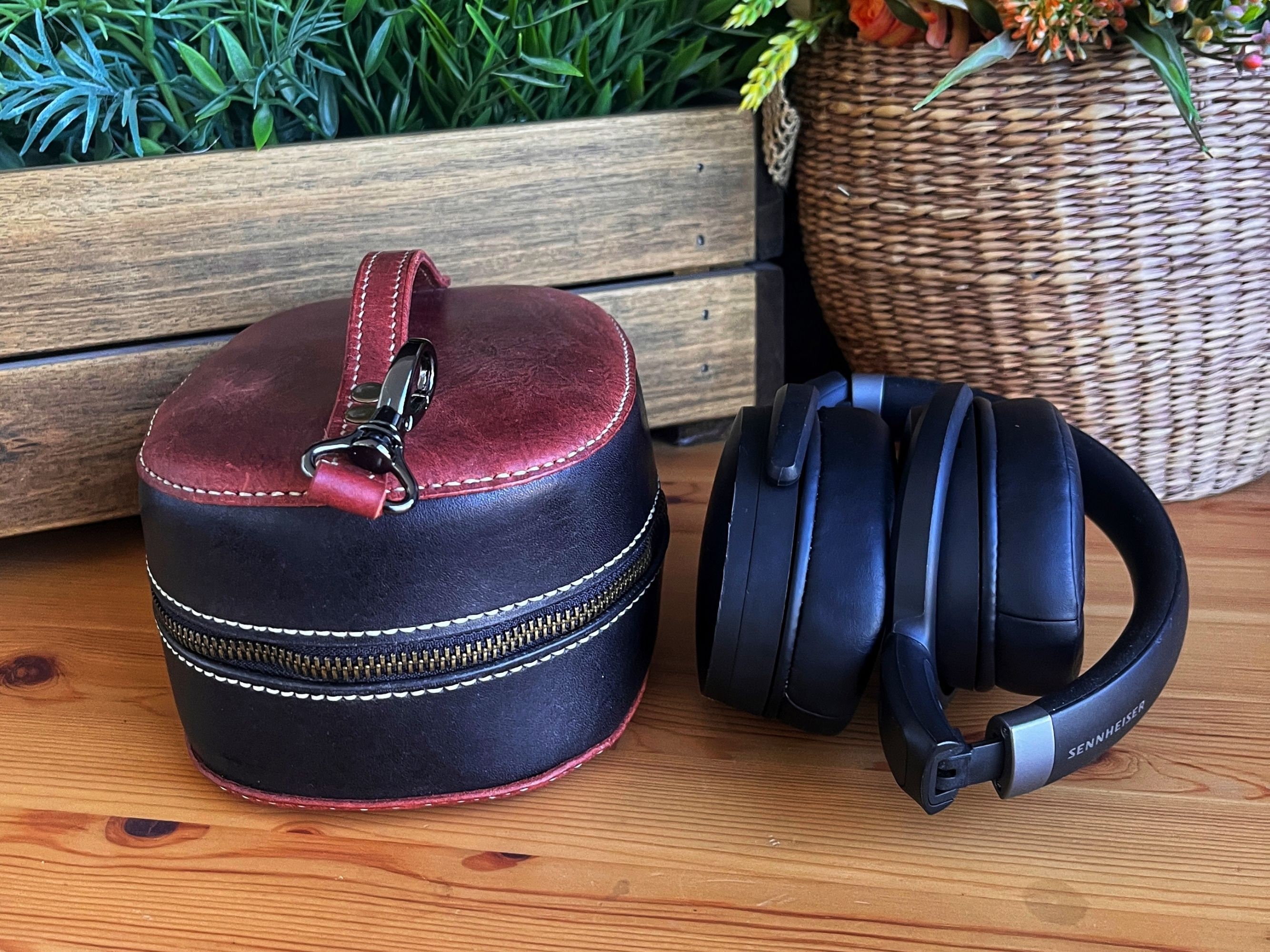 Headphone (over Ear) Case PDF Pattern / Leather Headphone Case Template ...