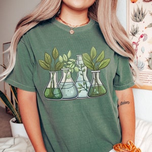 Laboratory Shirt, Floral Beakers Chemistry Lab Scientist Gift, Chemist ...