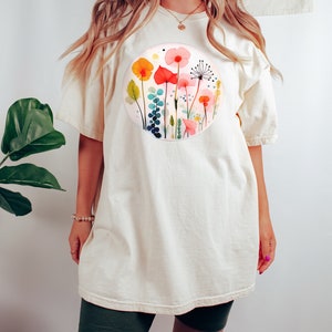 Microbiology Shirt, Floral Petri Dish Lab Scientist Gift, Cell Biology ...