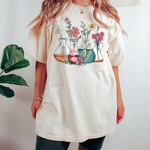 Laboratory Shirt, Floral Beakers Chemistry Lab Scientist Gift, Chemist ...