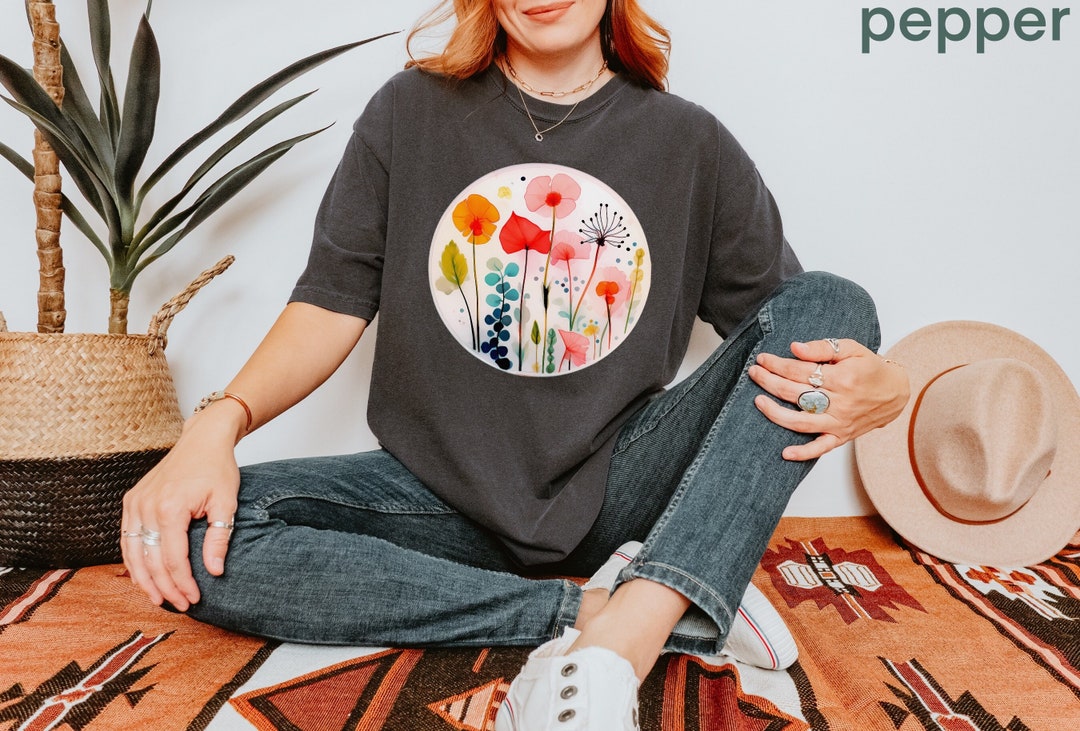 Microbiology Shirt, Floral Petri Dish Lab Scientist Gift, Cell Biology ...