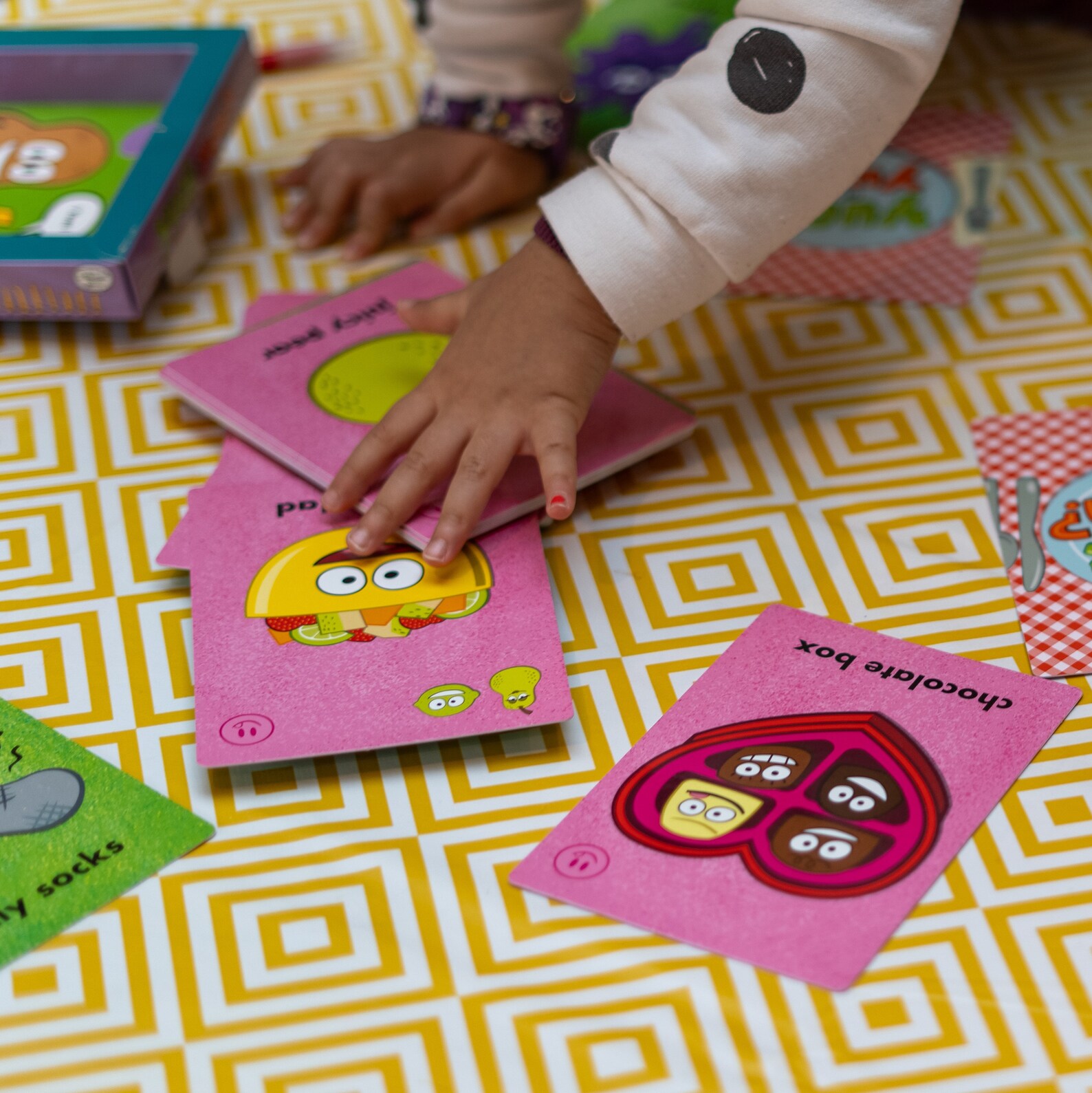 Toddler and Kids Card Game Yuck or Yum Educational Travel Toy/activity ...