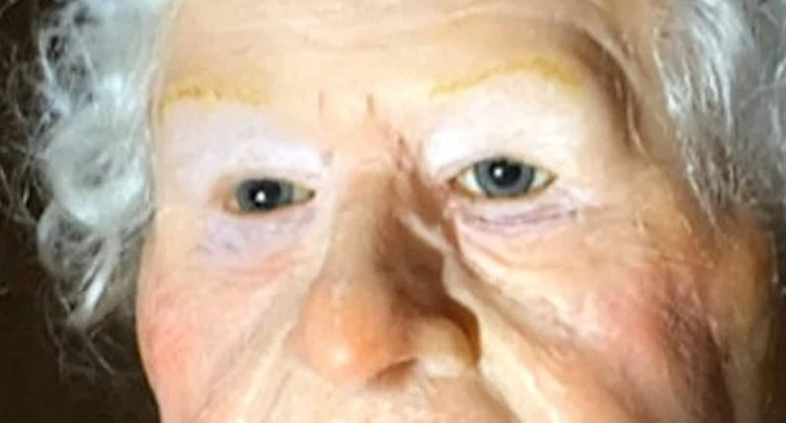 Queen Elizabeth HRH Handmade Model Rare Figurine Art - Etsy