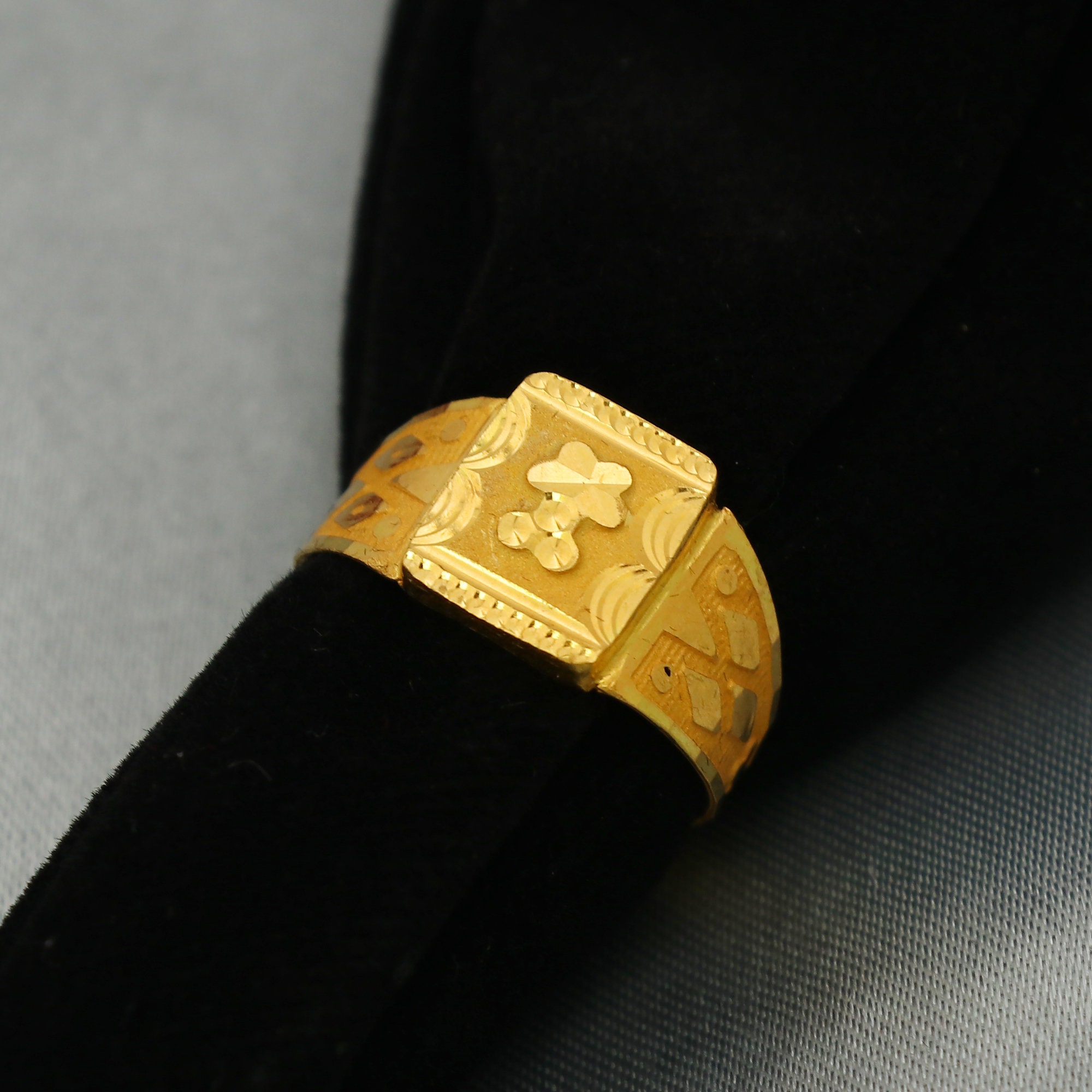 22K Gold Men's Ring, Handmade Indian Jewelry, Size 9.75 - Etsy
