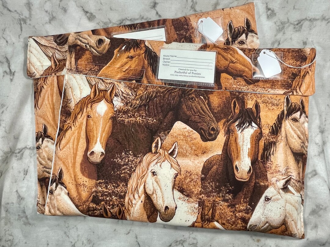 Model Horse Pony Pockets, Packed Horses Print, Satin-lined Show Pouch ...