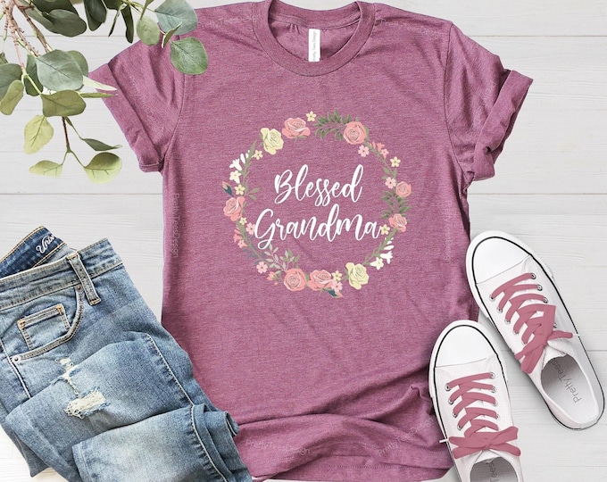 This Grandma Prays - Gildan Sweatshirt / Grandma Bible Verse Sweatshirt ...