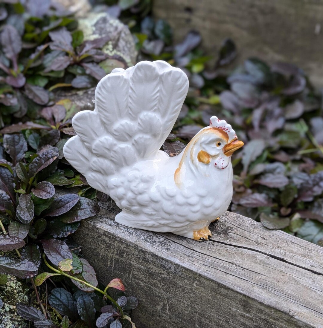 Midcentury Vintage Porcelain Nesting White Hen Figurine - Etsy