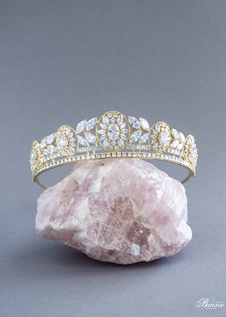 Gorgeous Wedding Crown Wedding Tiara Swarovski Crystals - Etsy