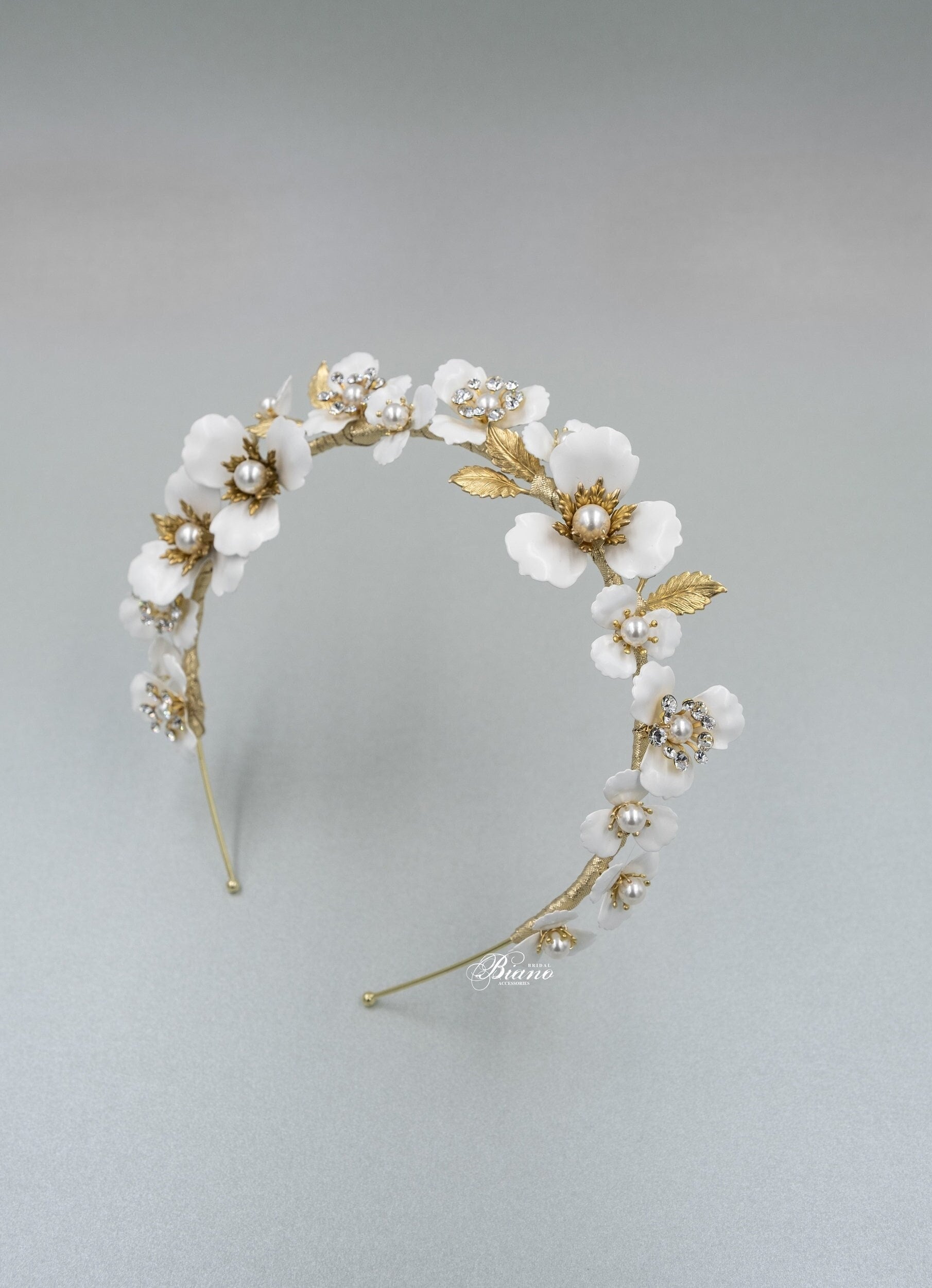 Tiara Wedding, White Bridal Headband, Pearl and Flowers Headpiece ...