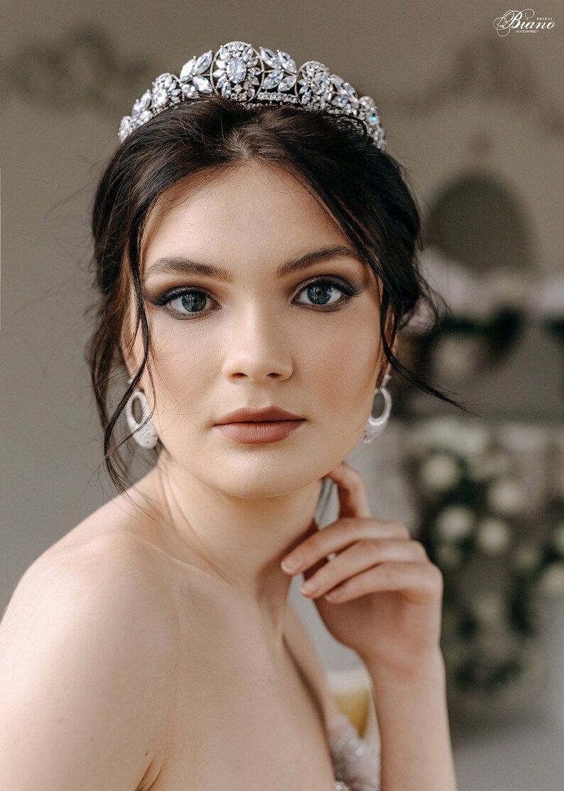 Gorgeous Wedding Crown Wedding Tiara Swarovski Crystals - Etsy