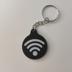 NFC Tag Keychain, Custom Link, Instagram, Tiktok, Wifi, Youtube ...