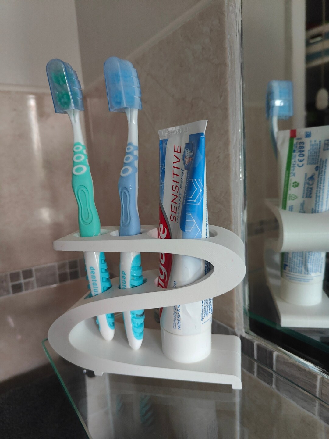 Customizable Toothbrush Toothpaste Holder for 3, 2, 1 - Personalised ...