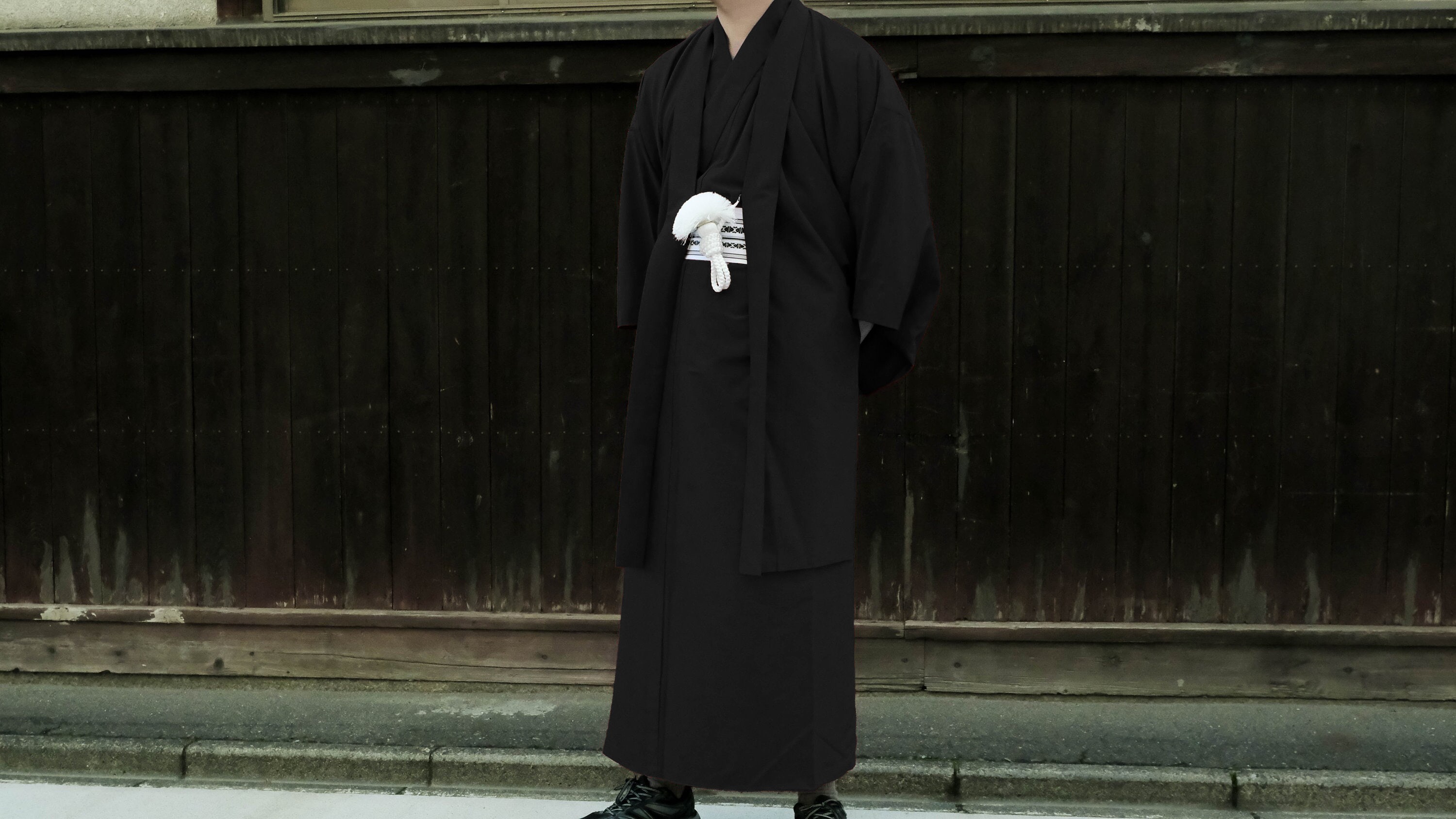 Traditional Men's Black Kimono 4PCS Set: Nagagi, Haori Jacket, Kaku Obi ...