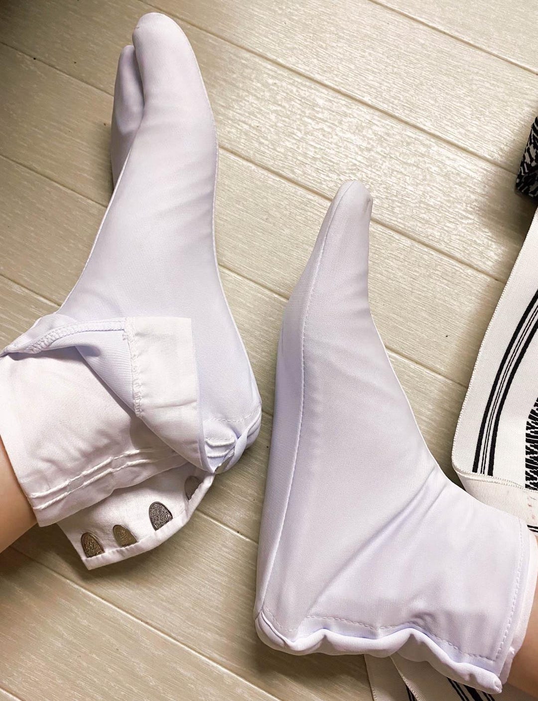 Cotton Tabi Socks: Japanese Split-toe Design, Available in Multiple ...