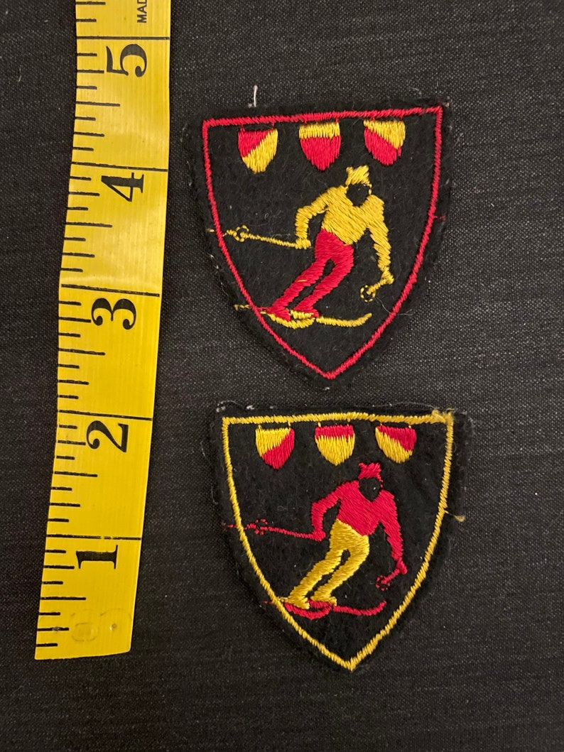 Vintage Embroidered PATCHES Skiing Hat Jacket Old School NOS Ski ...