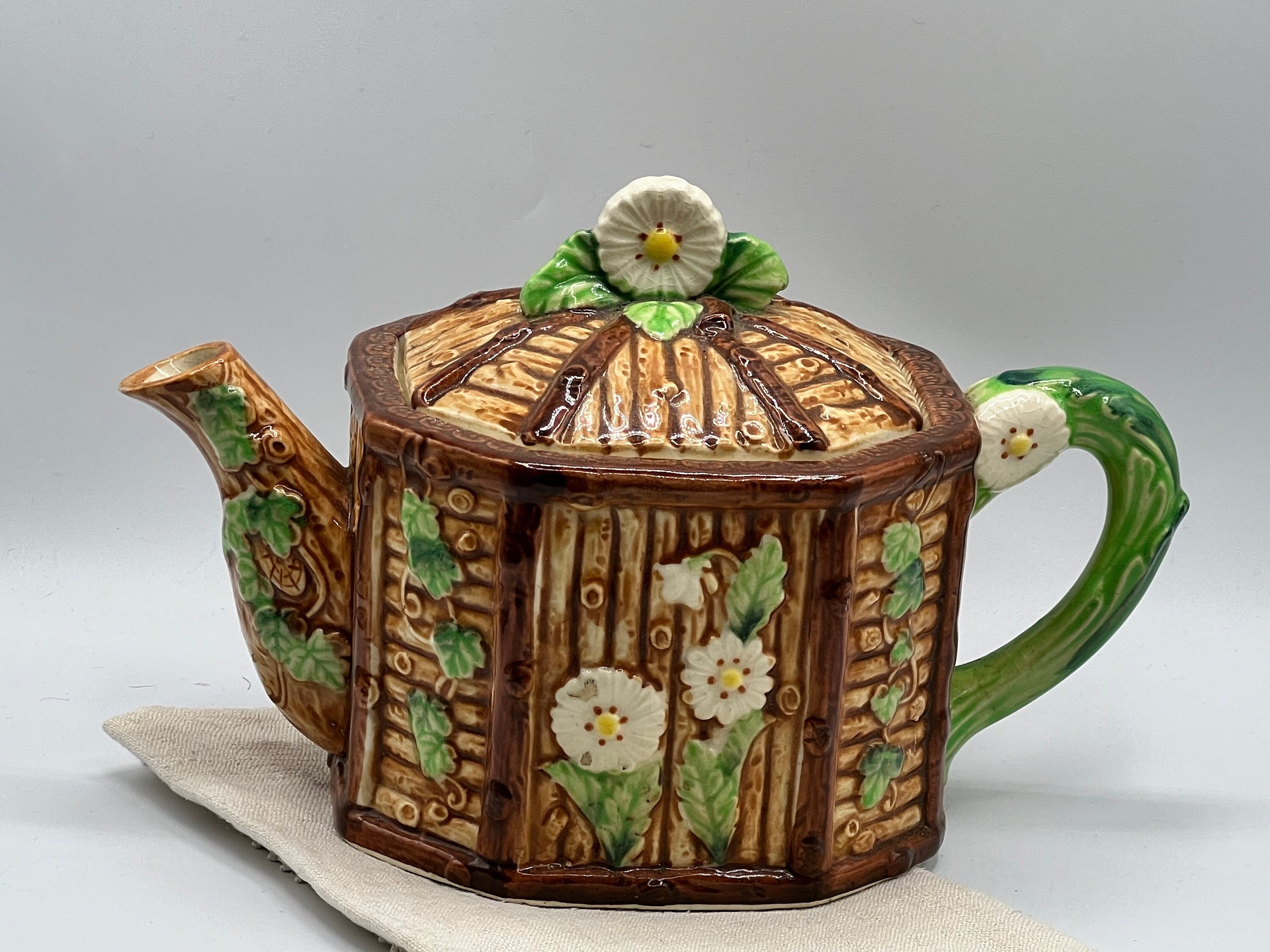 Marutomo Ware Majolica Teapot - Etsy