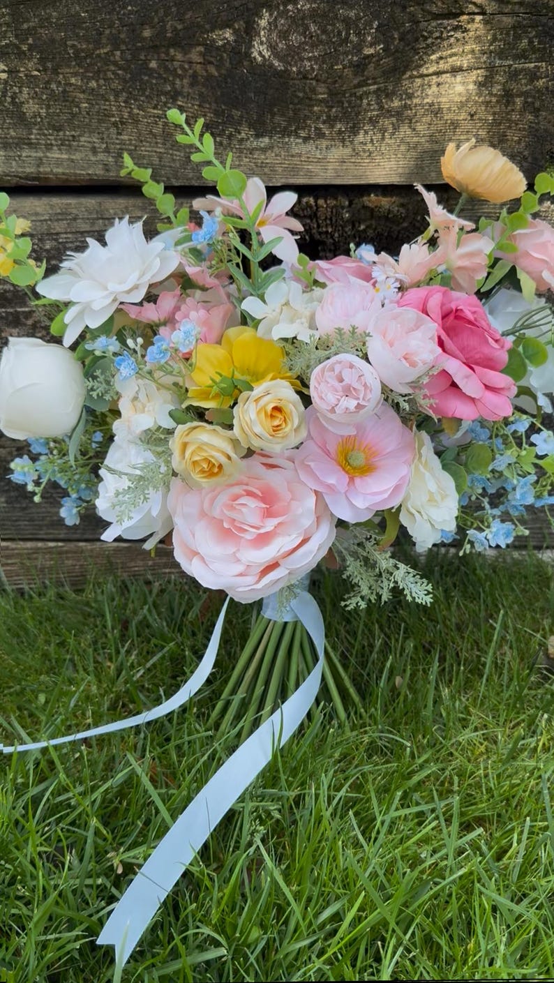 A&F Spring Bouquets, Peach Bouquets, Bright Wildflower Bouquets ...
