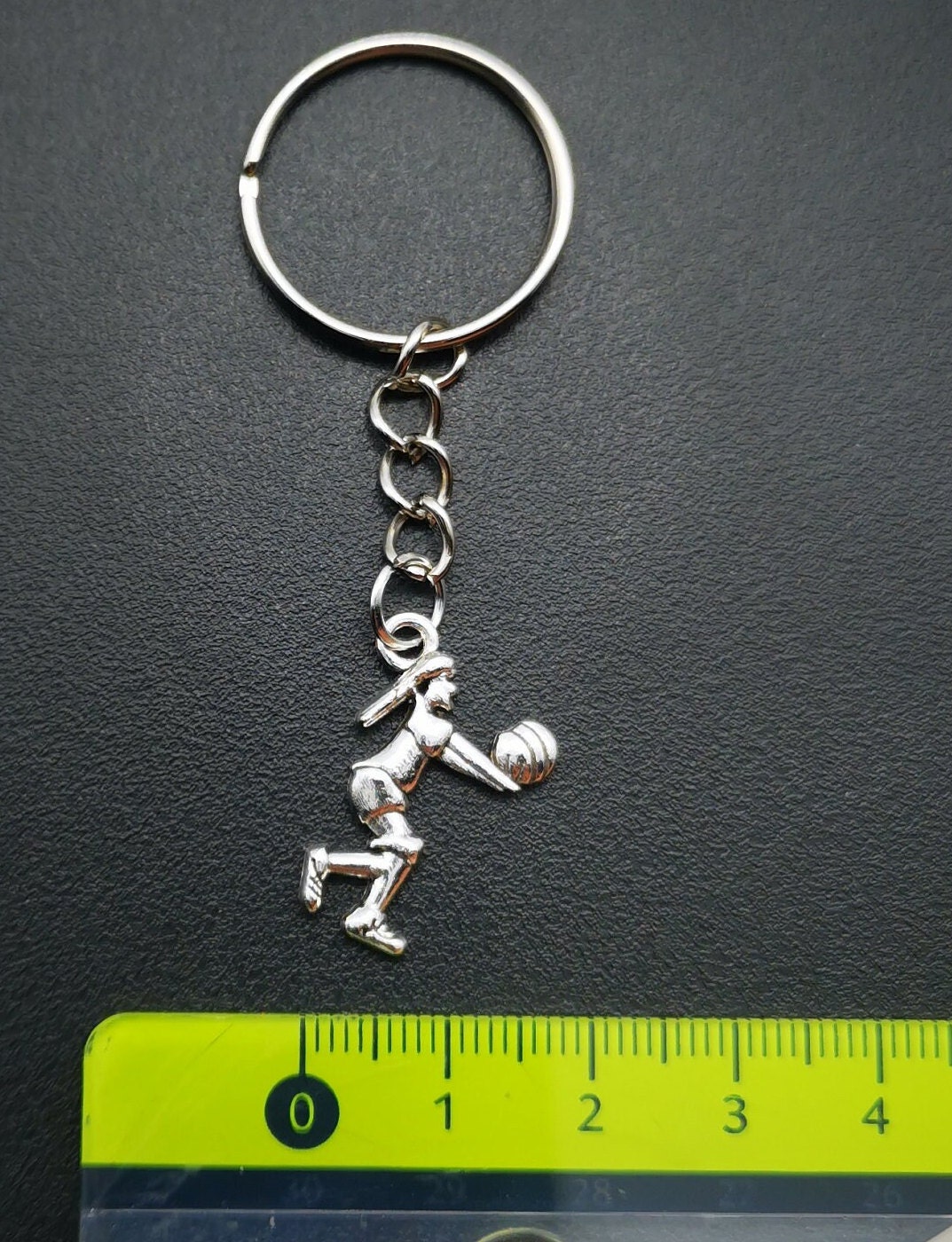 Volleyball Player Keychain | Keychain | Keyring | Charm | Supporter for ...