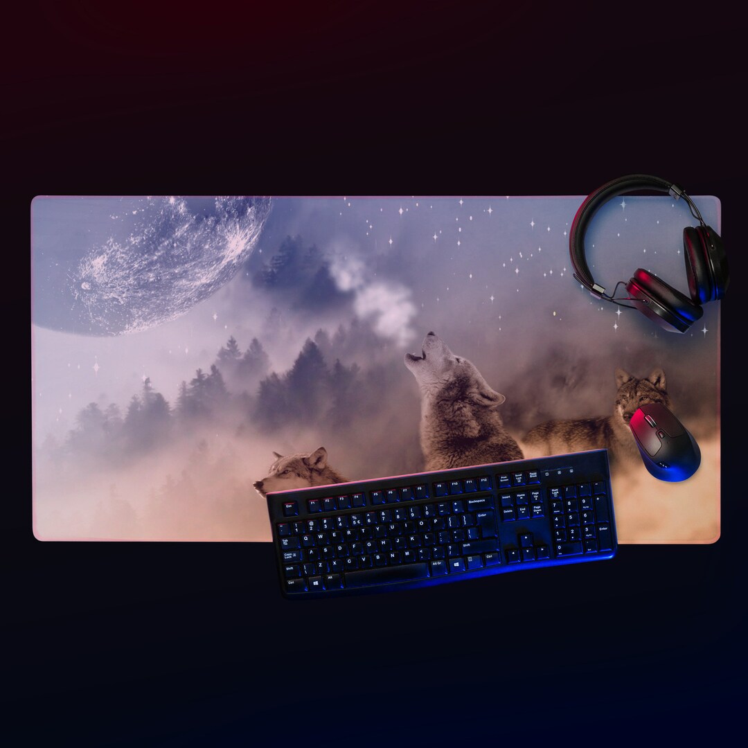 Majestic Wolf Howling at the Moon, Gaming Mouse Pad - Etsy