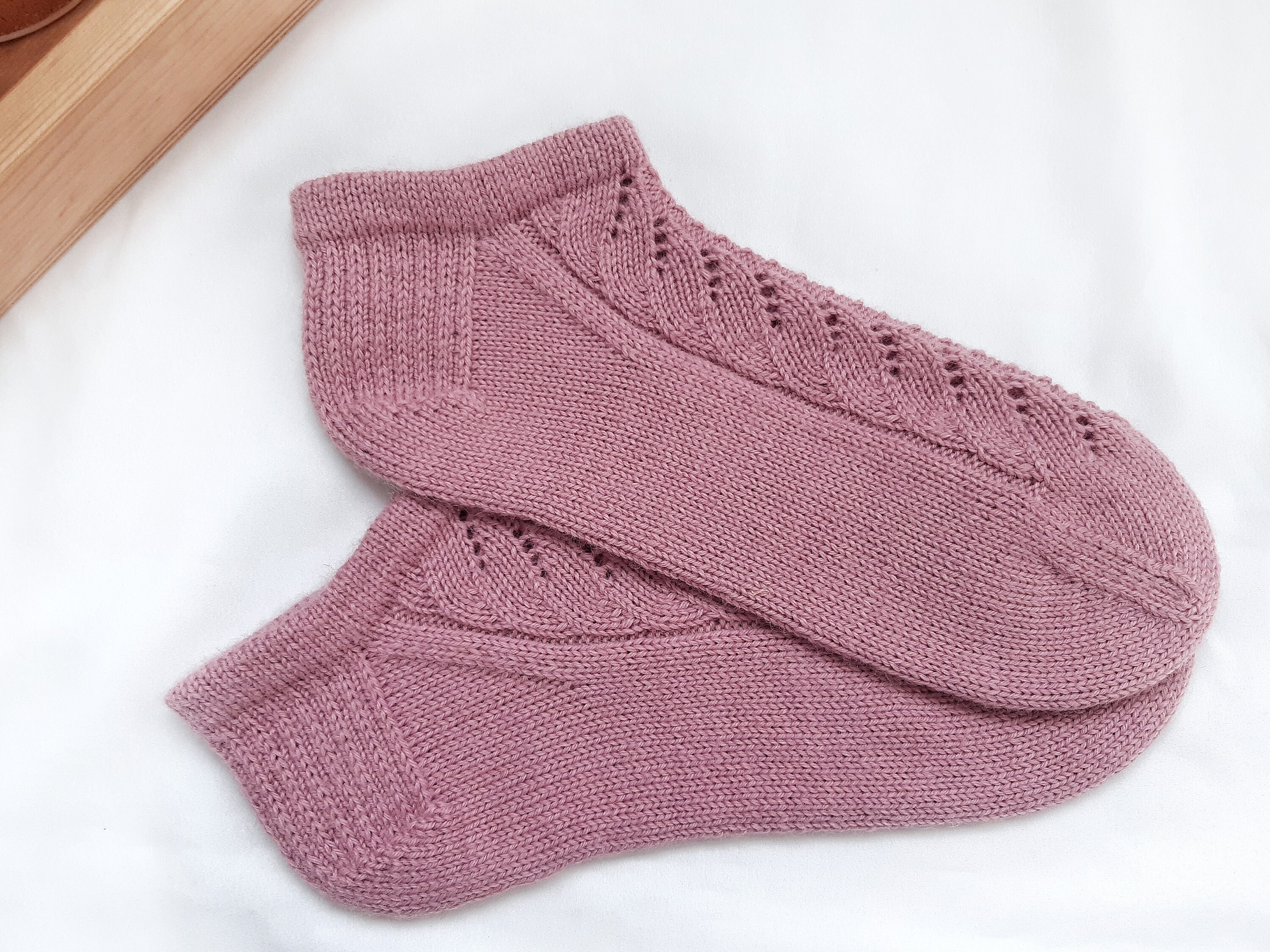 Ankle Socks Knitting Pattern PDF Photos Videos Circular - Etsy