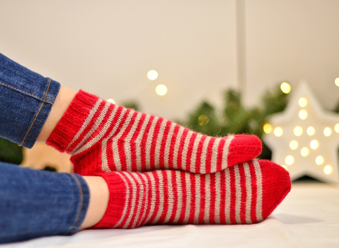 Striped Women's Socks Knitting Pattern - Etsy